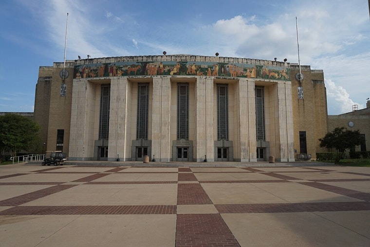 Will Rogers Coliseum In $50 Million Race To Be Rodeo Ready