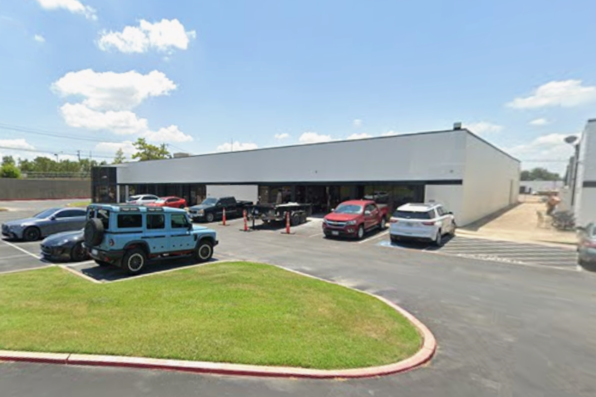 21Fore Golf Swings Into Richardson With Simulators, Drinks and Bays