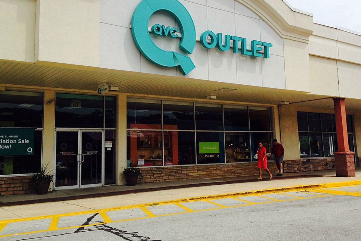 QVC Explores Debt Restructuring Under Chicago CEO