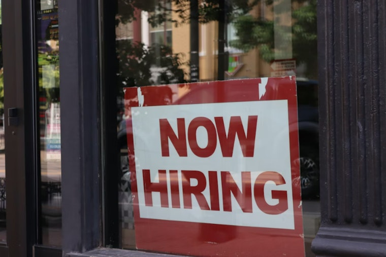 Atlanta Job Openings Rise 12.4% as Employers Hunt Entry-Level Hires