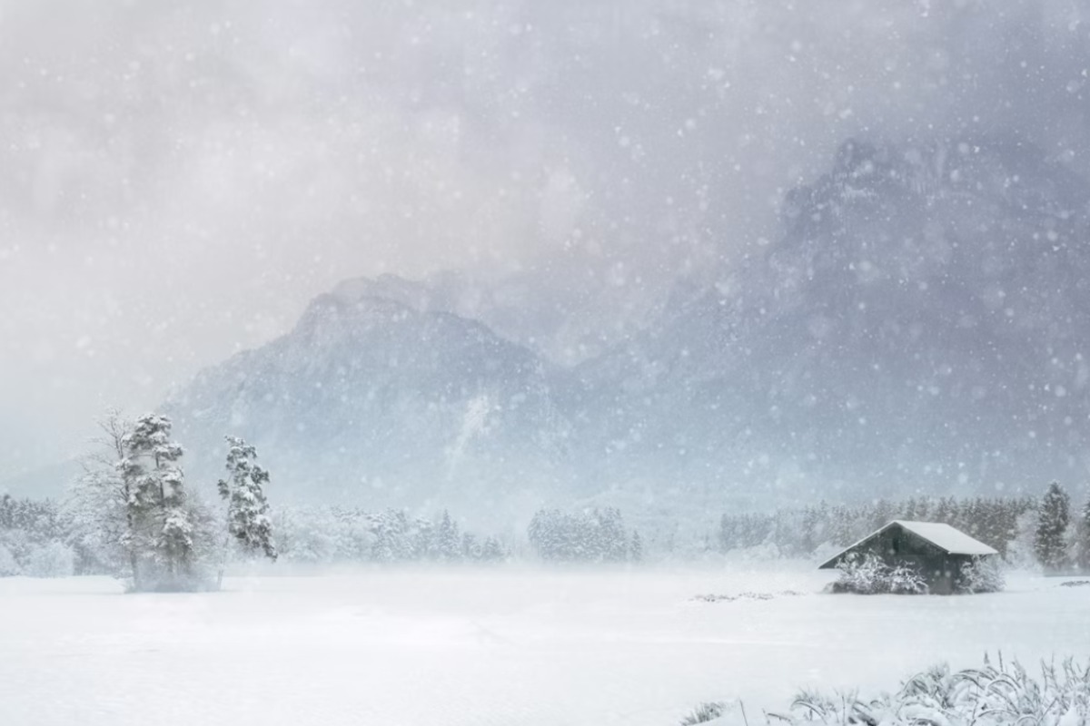 Boston Braves Brisk Blizzard City Faces Up to 8 Inches of Snow and