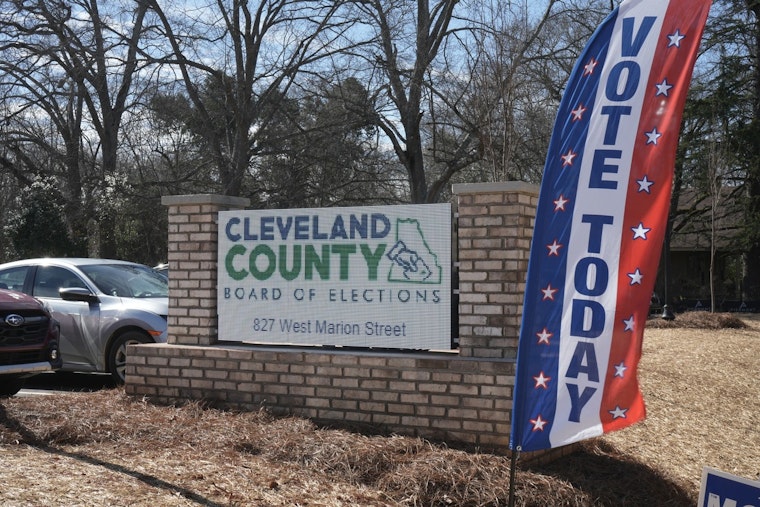 Cleveland County Voters Beat the Rush as Early Polls Open