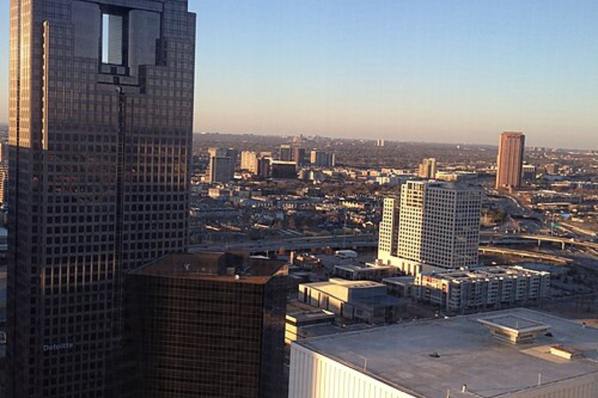 Dallas Winter Taps Out As Sunny 70s Take Over All Week