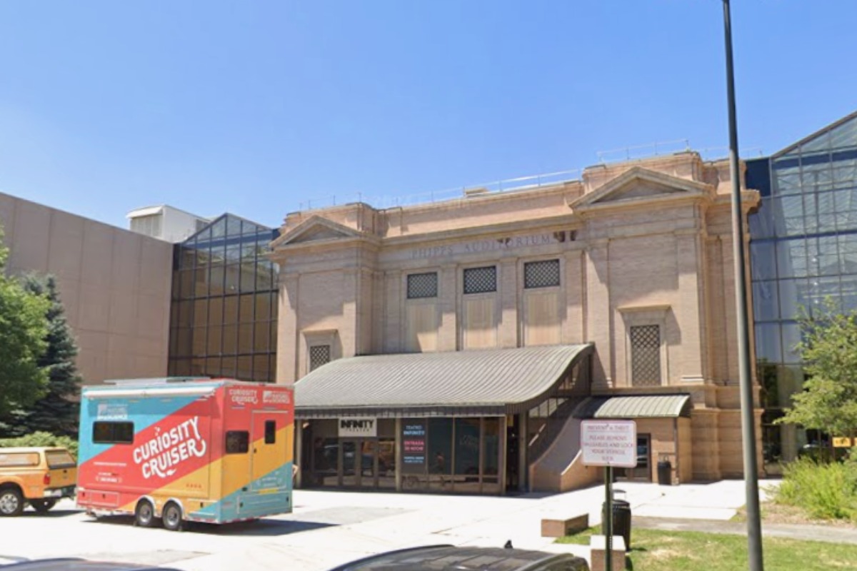 Dea Family Cash Sparks Giant Gem Hall Makeover At Denver Museum