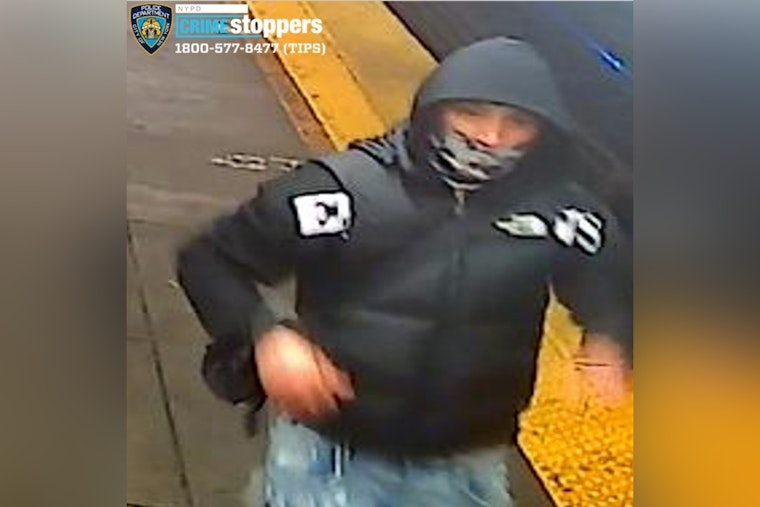 East Village Chain Snatch Leaves Man Injured; Police Seek Tips