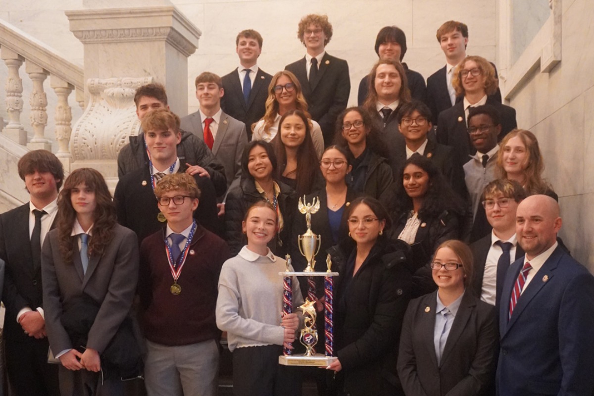 Findlay High School Triumphs in Ohio's "We the People" State