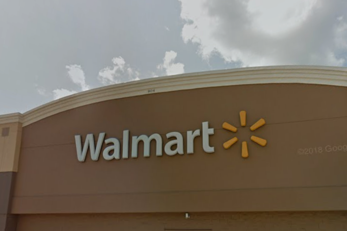 Gunfire Erupts Inside Poinciana Walmart, Streets Shut Down