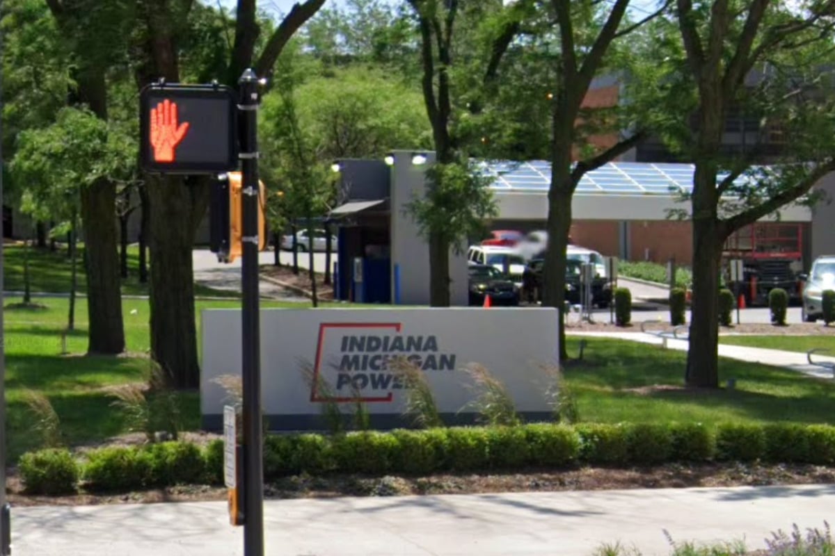 Hoosier Power Bills On Chopping Block As Indiana Michigan Plans Base