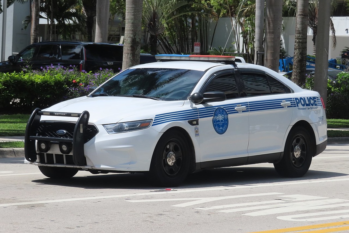 Miami Cops Converge On Allapattah Corner For Active Investigation