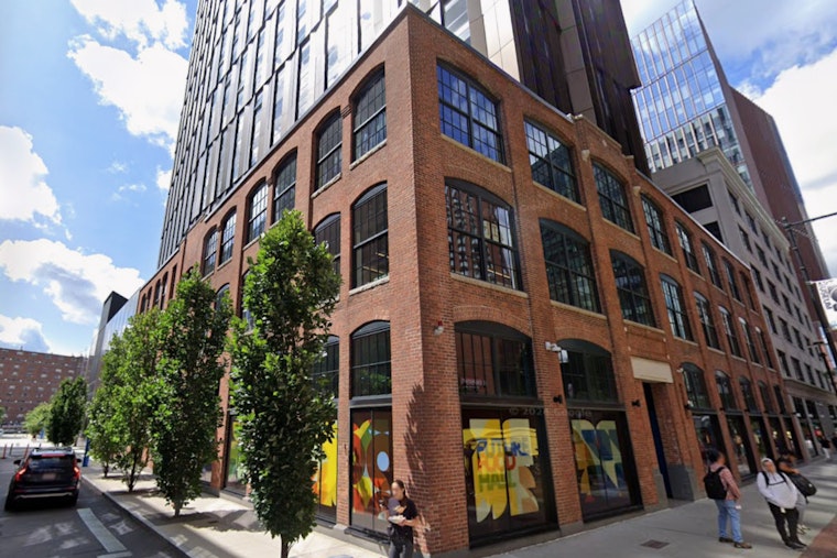 Eastern Edge Opens in Kendall Square — 9 Vendors, 275 Seats