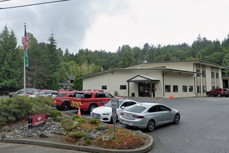 Overnight Mystery Alert From Eastside Fire Jolts Issaquah-Area Towns