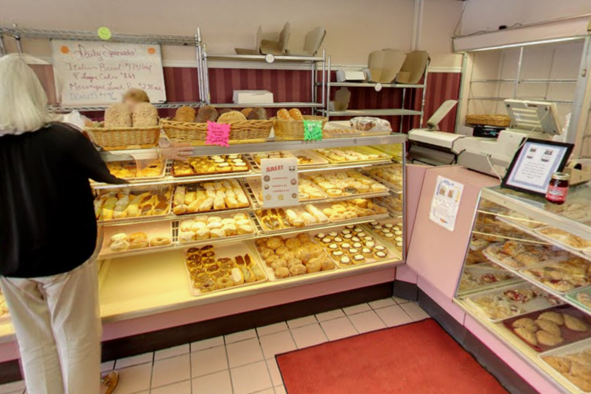 Pittsburgh Bakeries Paddy Cake and Oakmont Brace for Fat Tuesday Rush