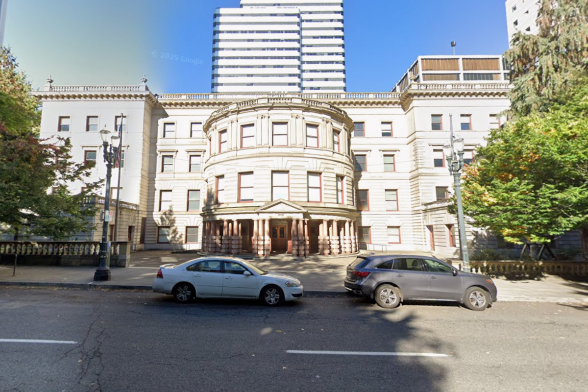Portland Aide Worked Two Gov Jobs, Collected Two Paychecks