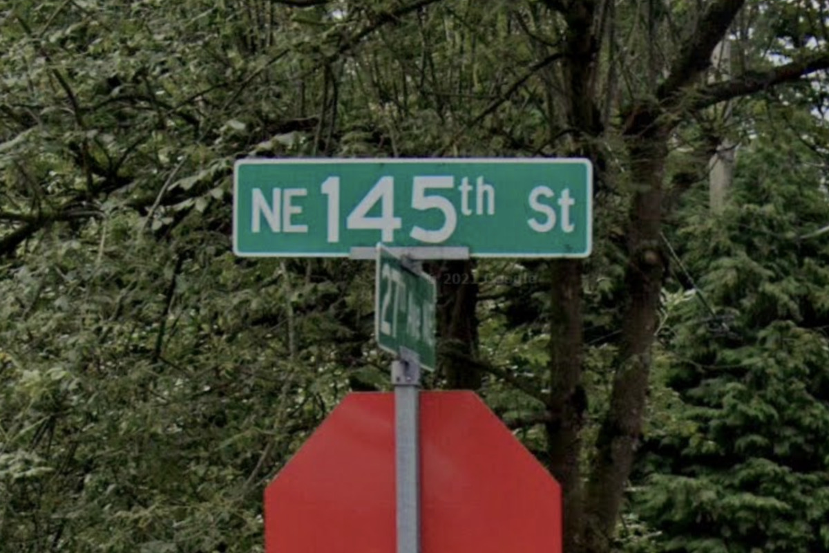 Seattle Firefighters Respond to NE 145th House Fire
