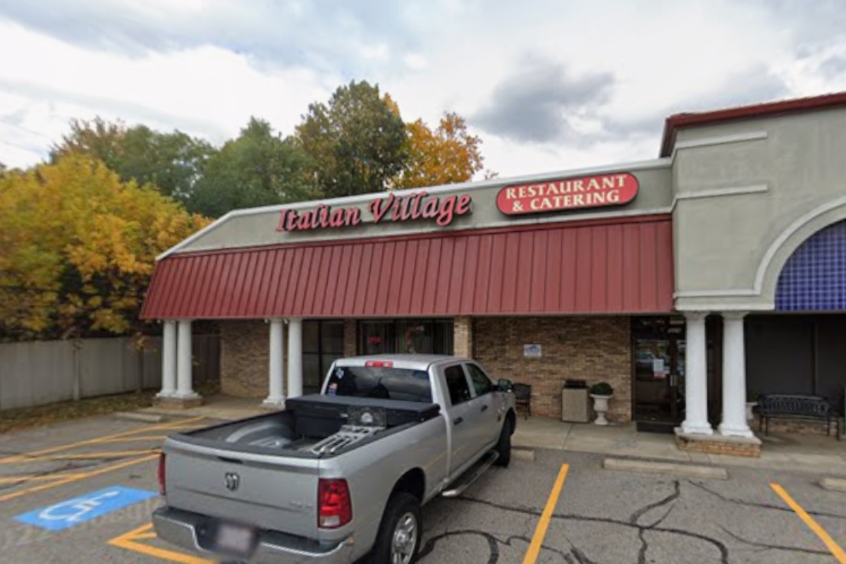 Strongsville’s Old Italian Village Gets A Flashy New Boss In Deano’s
