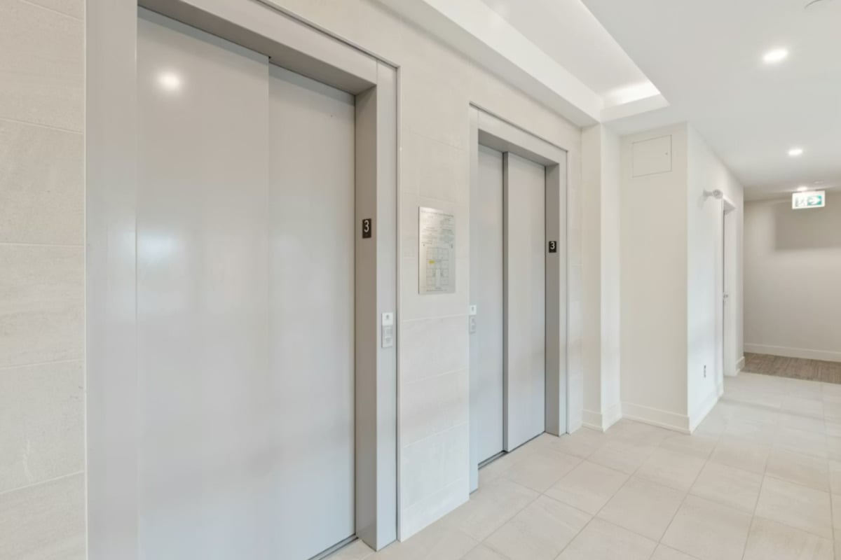 Broken Condo Elevators Leave West Palm Beach Seniors Stranded