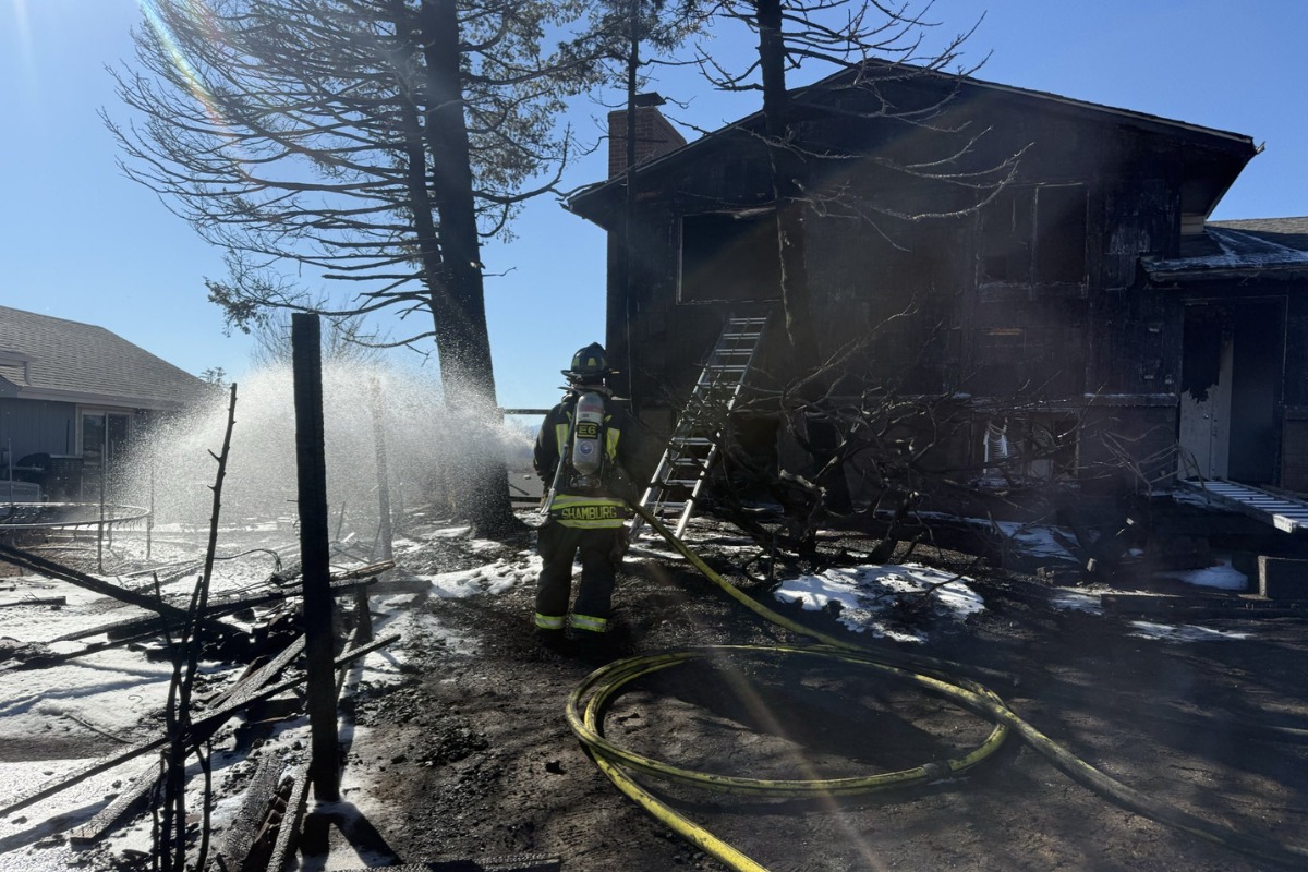 Aurora House Blaze Boots Seven Residents, Scorches Neighboring Home