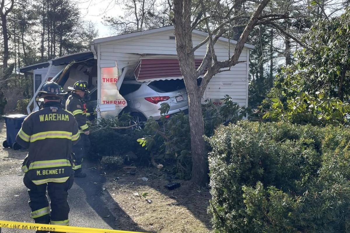 Car Crashes Into Wareham Home Police Fire EMS Respond