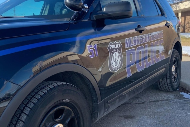 Cuffed Muskegon Heights Escape Artist Slips Out Of Cop Car, Lands