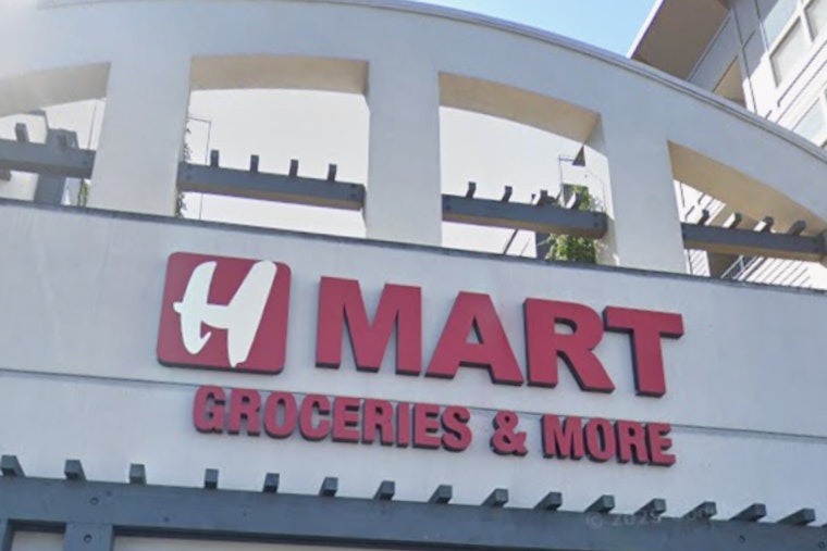 H Mart Invades Dublin With Giant Food Hall and Opening-Day Frenzy