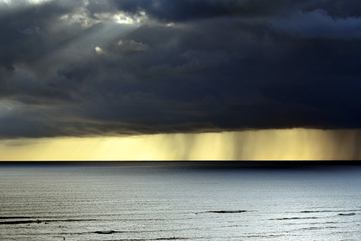 Honolulu Flood Watch: Heavy Rain And High Wind Watch