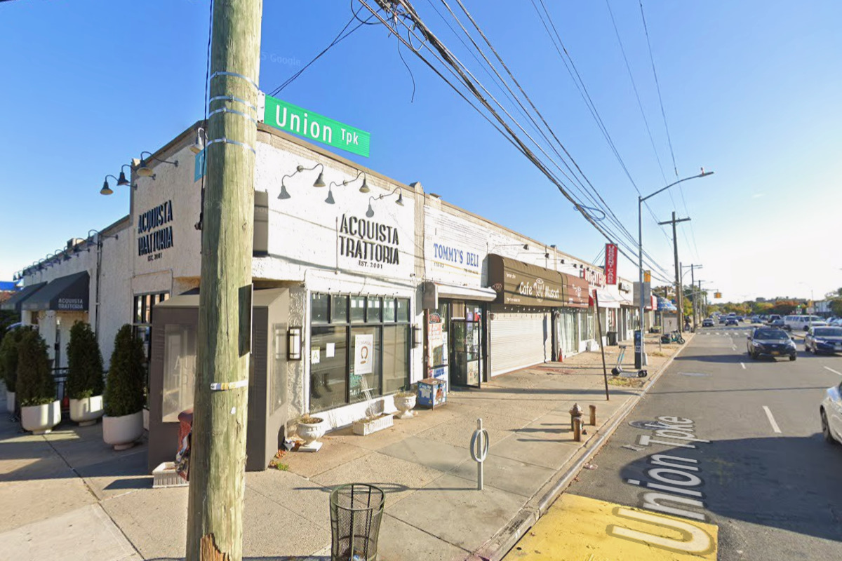 Kosher Steakhouse With Sushi Swagger Muscles Into Fresh Meadows Corner