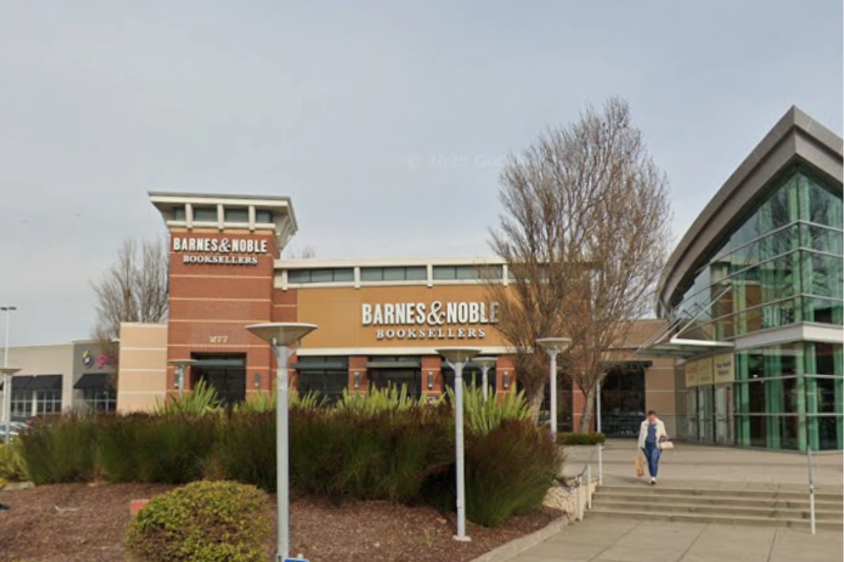 Last Chapter For Tanforan: Barnes & Noble Shutters San Bruno Store