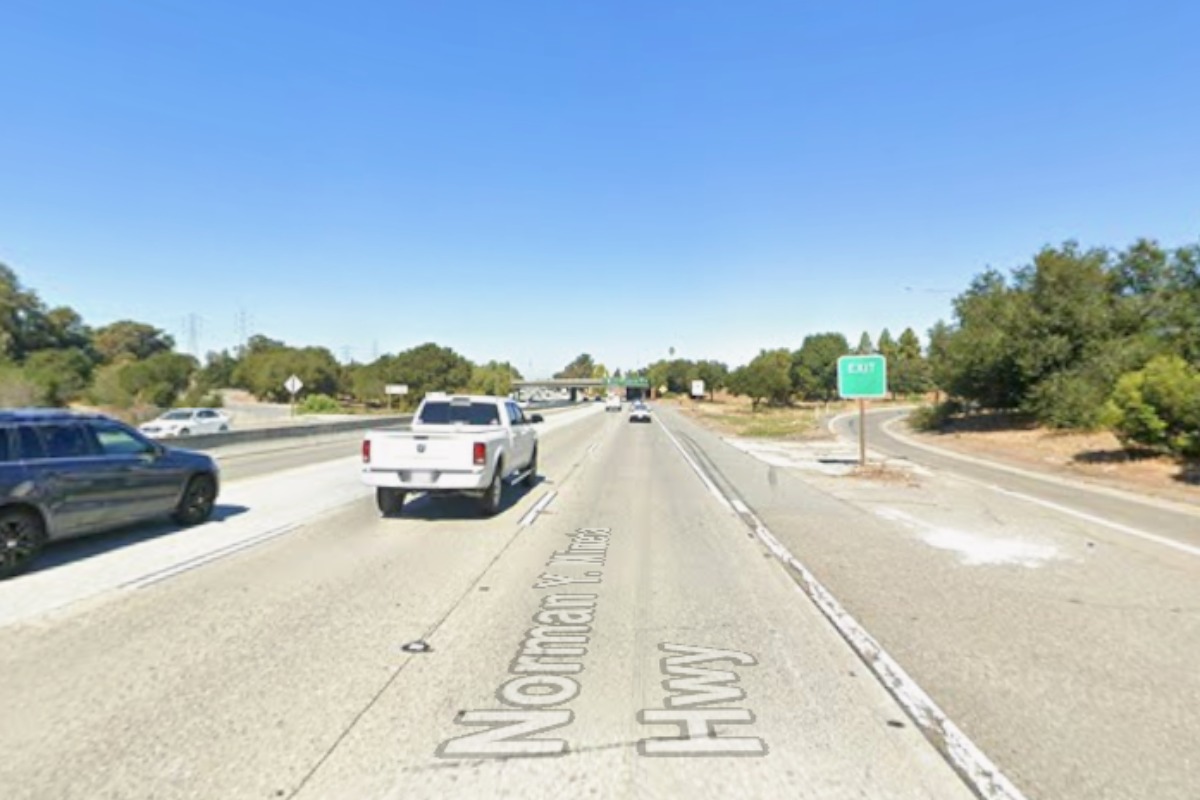 Late-Night SR-85 Off-Ramp Crash Near SR-82 Leaves One Dead