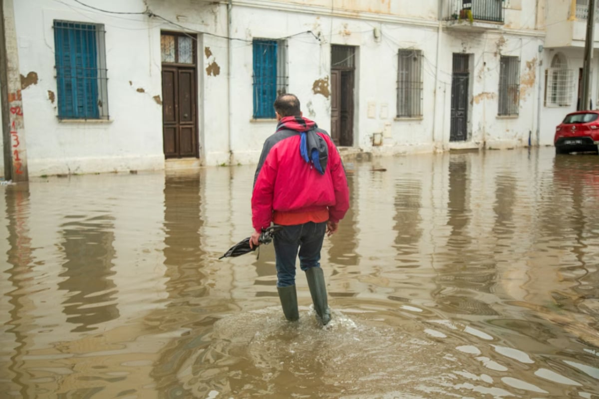 Oahu on Edge as Early-Morning Downpours Spark Flood Advisory