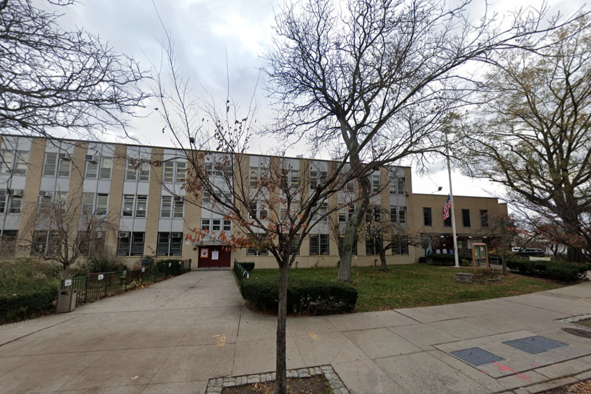 Pepper Spray Discharged at JHS 217 in Briarwood