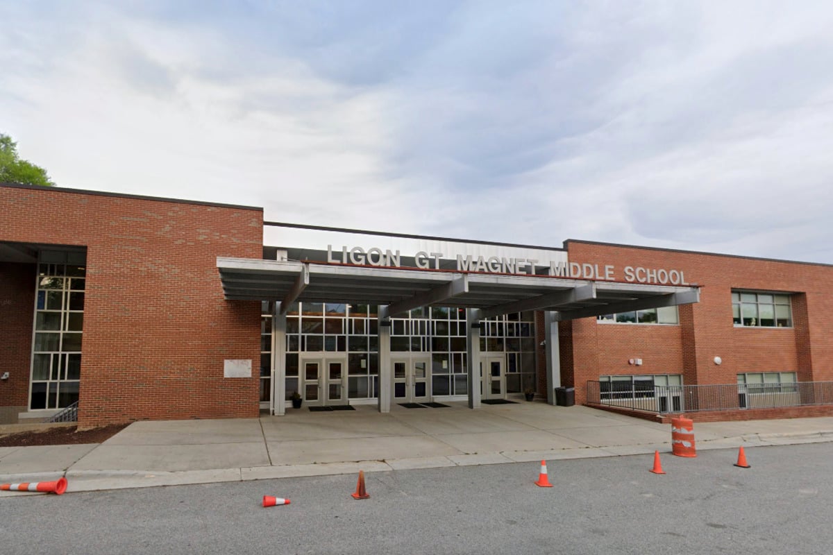 Raleigh police respond to Ligon Magnet Middle emergency