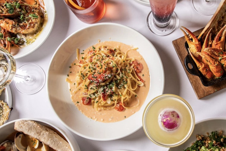 Atlantic Ocean Brings Coast-to-Coast Seafood To Houston