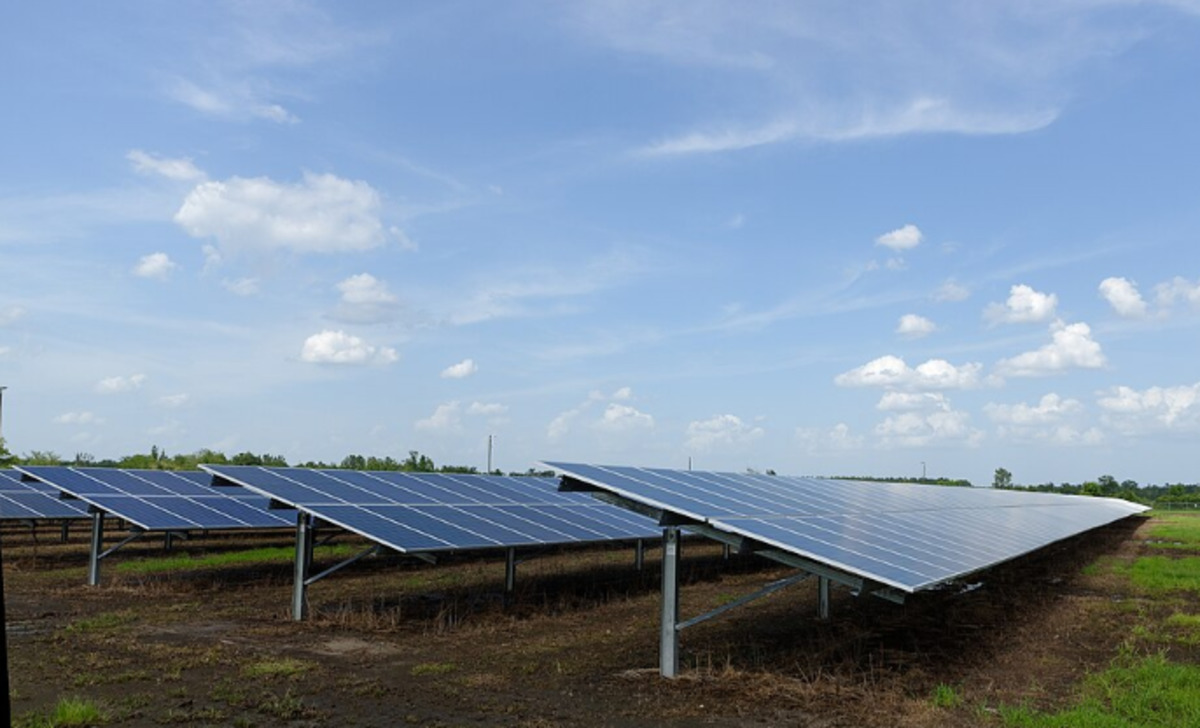 Will County Panel Clears 2,400-Acre Solar Farm Near Crete