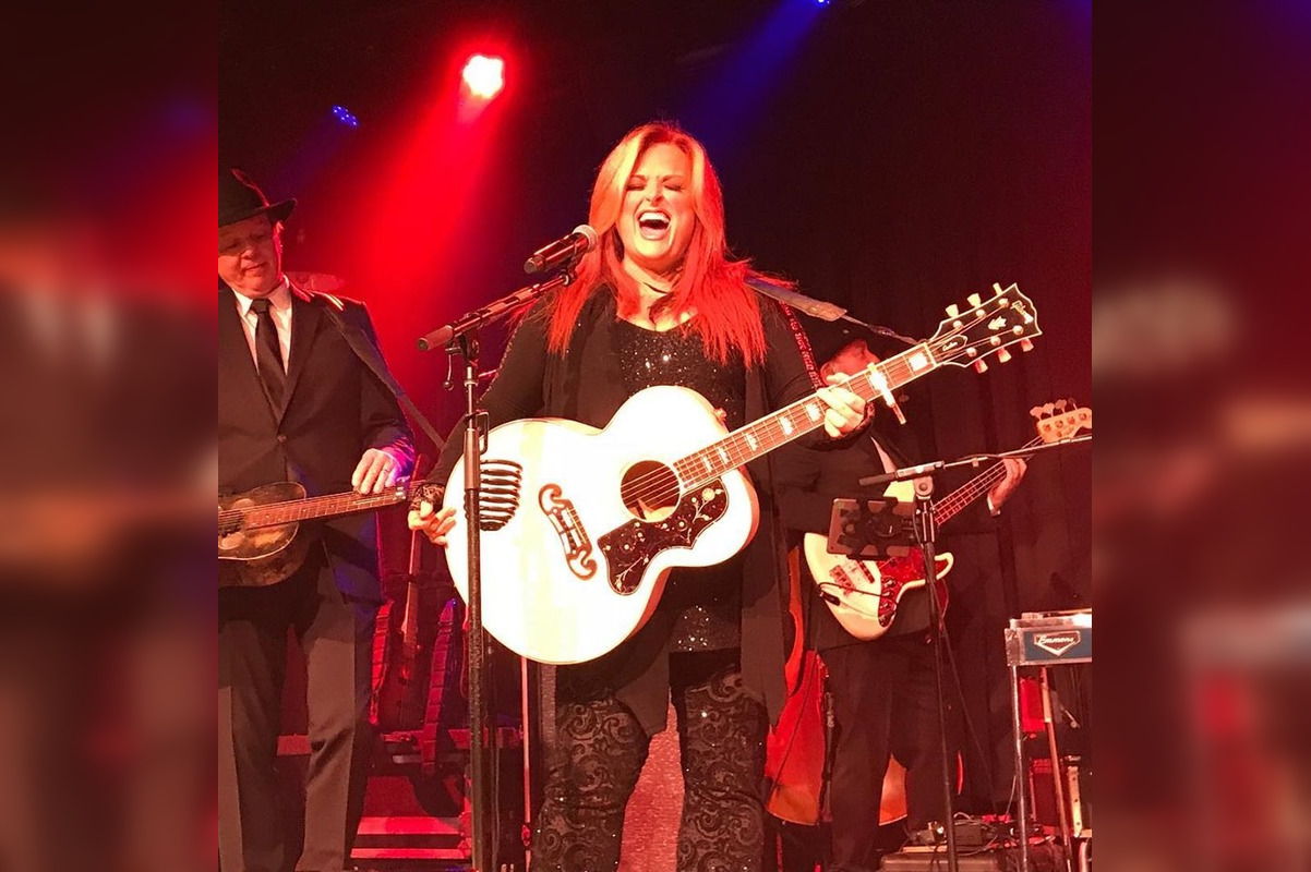 Wynonna Judd & Melissa Etheridge At Wisconsin State Fair