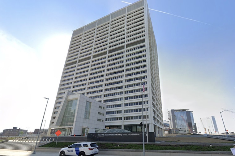 Ex-USP Atlanta Officer Convicted of Bribery and Smuggling
