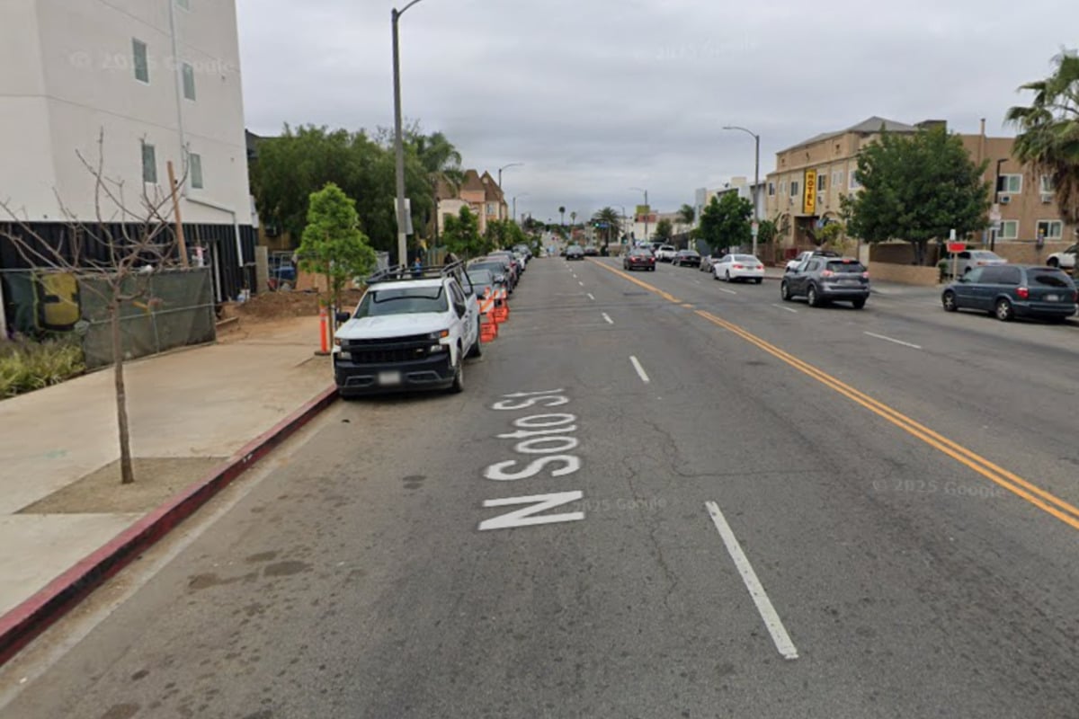 Boyle Heights Knockdown Fire at 245 N Soto St