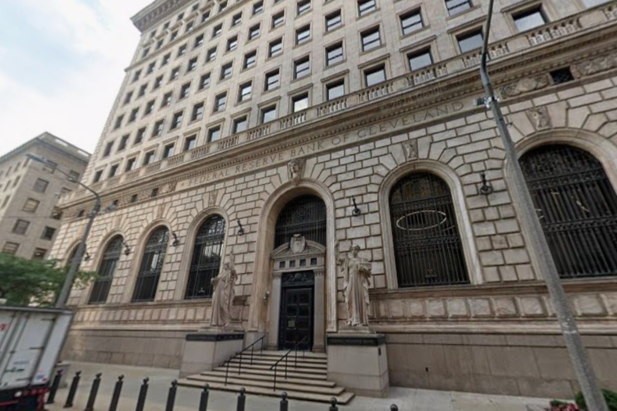 Cleveland Fed Boss Tells Wall Street And Ohio To Brace For Long Rate