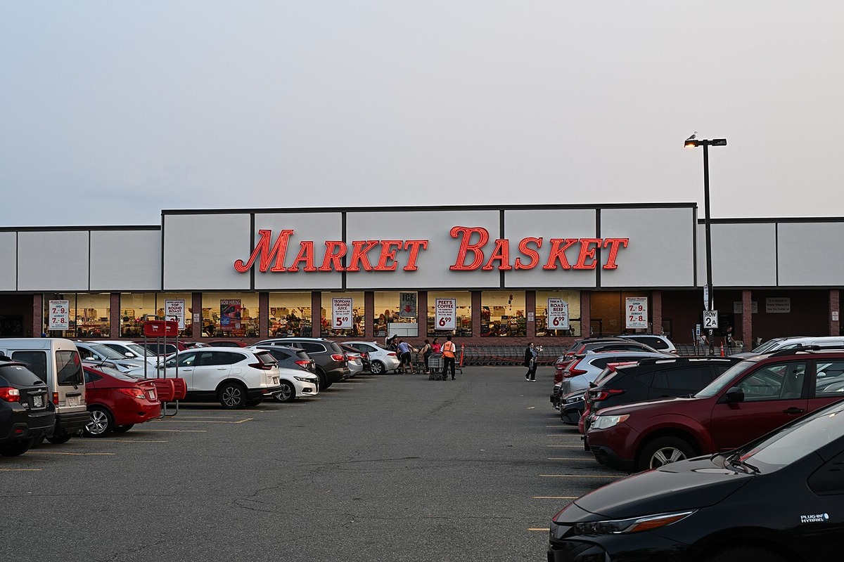 Judge Rules Against Artie T in Market Basket Case