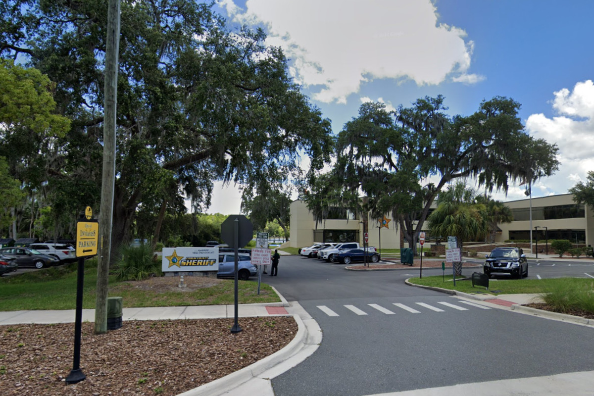 Floral City Fire Horror as Sheriff Hunts Homicide Suspect on the Loose