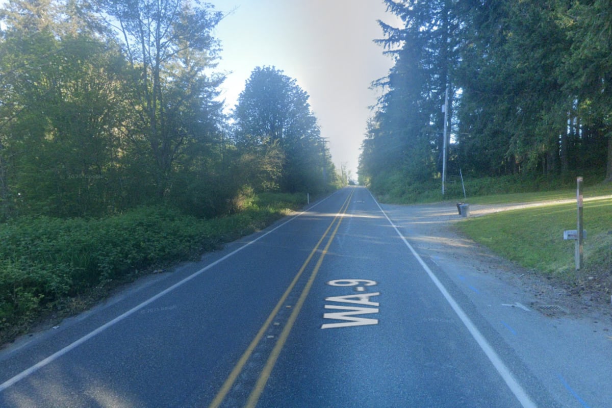 Fatal motorcycle crash closes Highway 9 near Mount Vernon