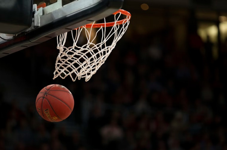 Lakers Lose 134-128 to Mavericks, Cooper Flagg Scores 45