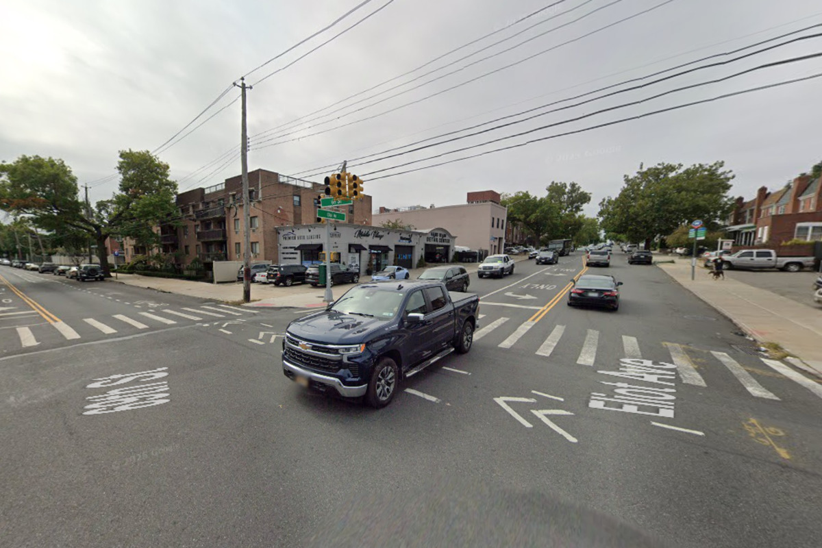 Maspeth Mayhem As Drivers Spin Wild Ring Of Fire At Queens Corner
