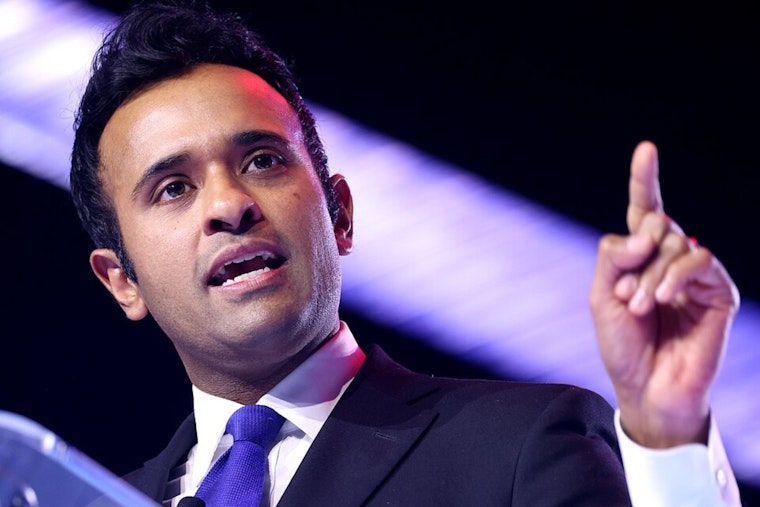 Rifle-Toting Columbus Candidate Taunts Ramaswamy in Viral Clip