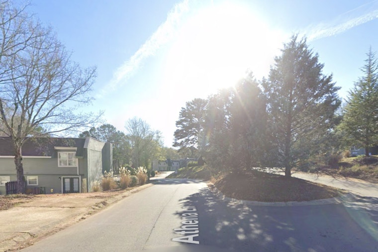 Man Critically Beaten On Athena Lane In Lithonia
