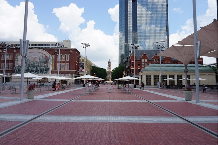 Bass Heirs Call In JLL To Rescue Empty Sundance Square Storefronts