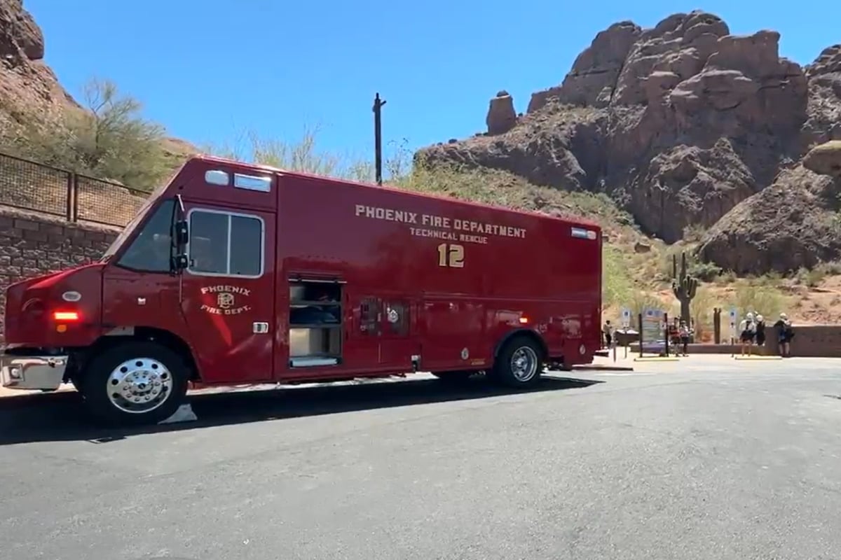 Camelback Scare As Phoenix Crews Reach Overheated Hiker