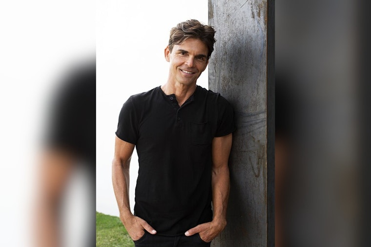 Celebrity Vegan Chef Matthew Kenney Quietly Drops Besos In Downtown