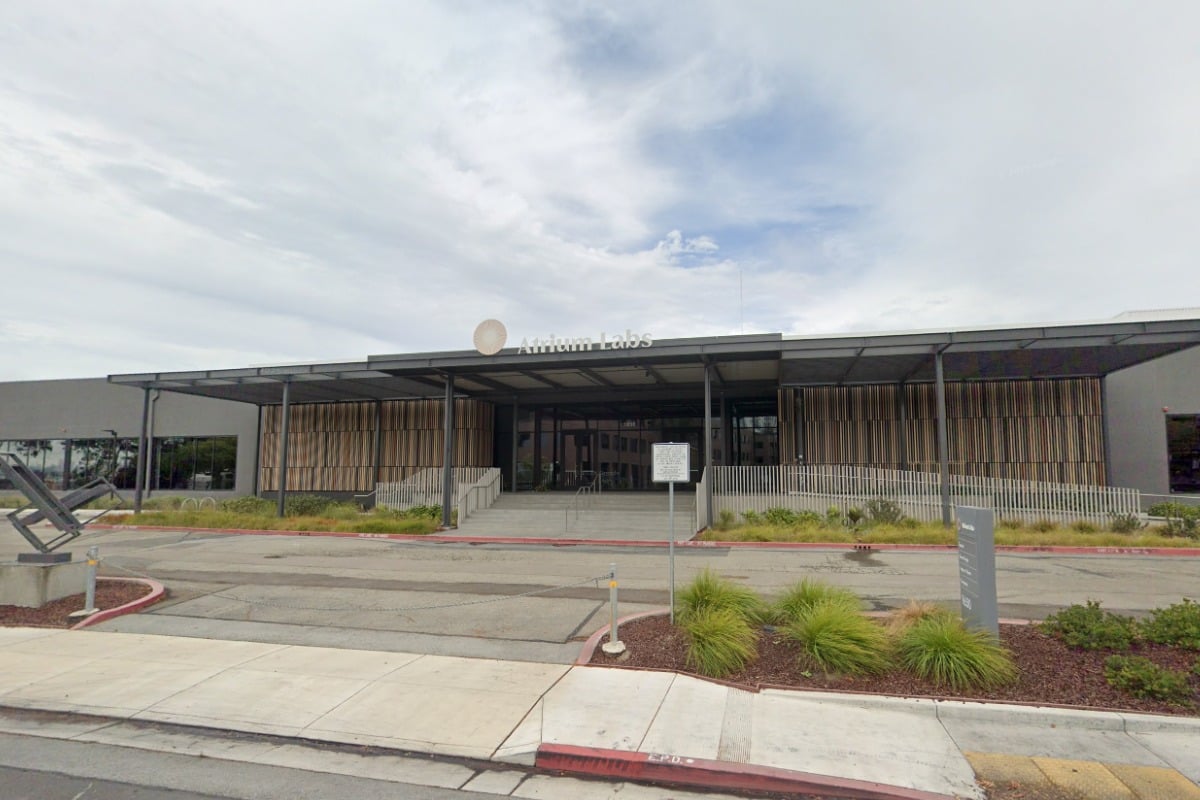 Emeryville Biotech Dream Marked Down As Graymark Snags Cut-Rate Lab