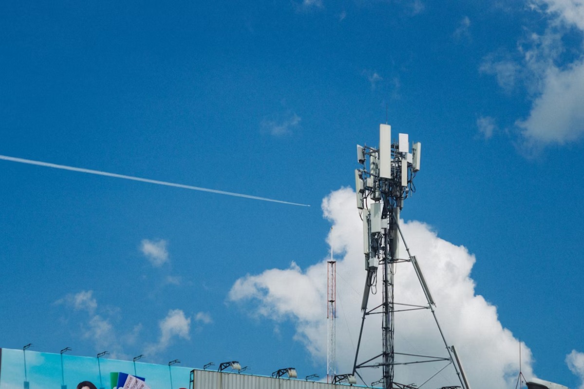 FCC Gives EchoStar A Yes, But Denver Giant Faces $2.4 Billion String
