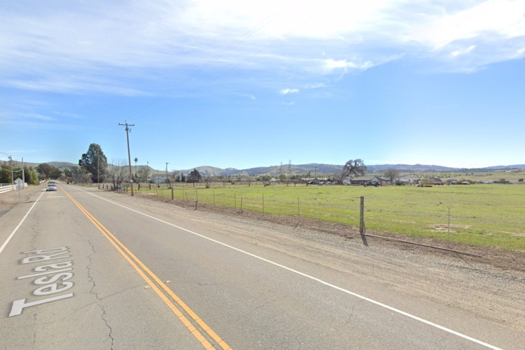Fireball On Tesla Road Guts Livermore Wine Country Warehouse